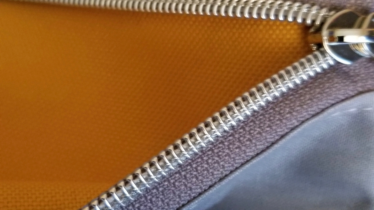 The Wonderful Versatile Two-sided Bag | Crafting and Sewing in Canada